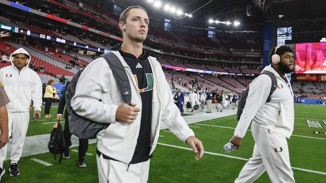 College Football Playoff Fiesta Bowl live updates: No. 10 Miami vs. No ...
