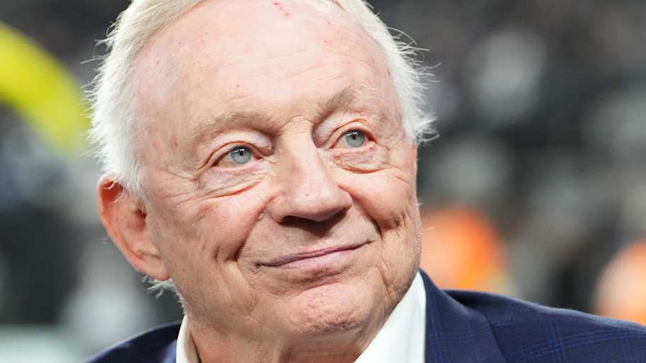 Infamous Dallas Cowboys fan rips Jerry Jones' Super Bowl delusions