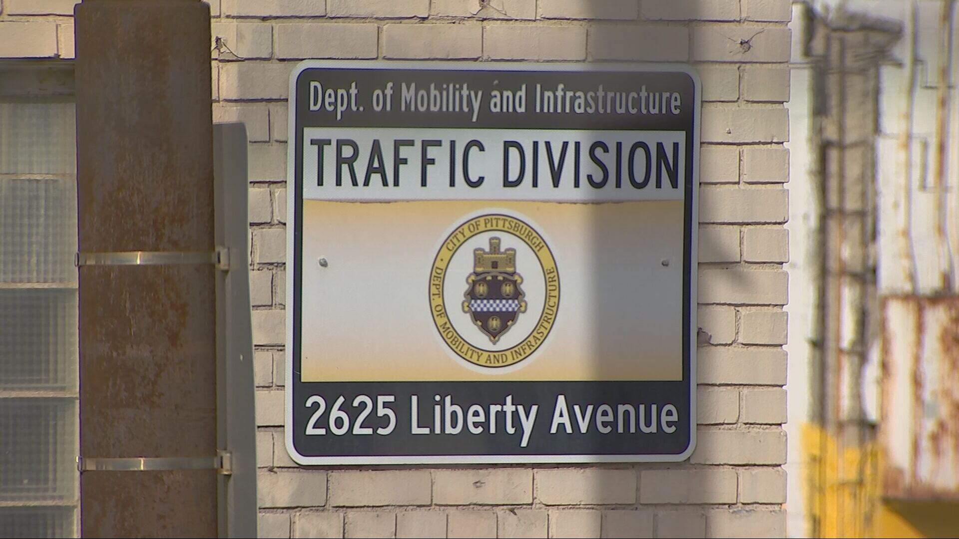 Suspected asbestos discovered inside Pittsburgh’s Traffic Division Building