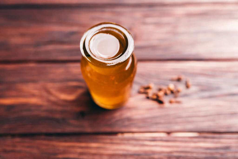 How to make clove oil (cold-infused method)