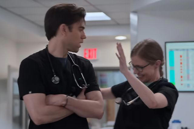 “The Pitt”’s Taylor Dearden breaks down Mel’s ‘sweet’ reaction to ...