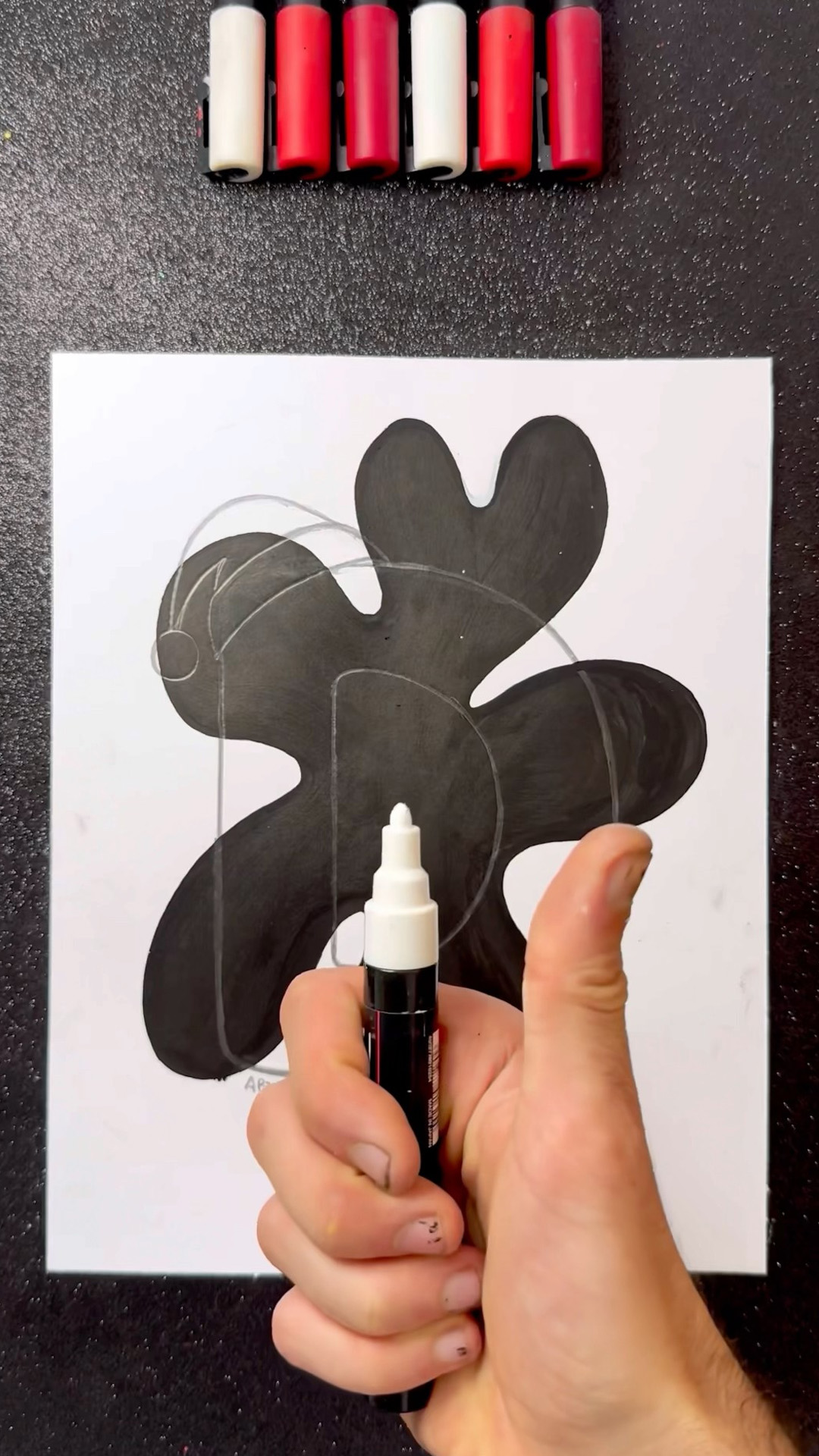 Creating a glowing letter D with Christmas flair