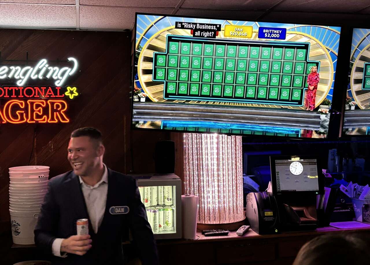 Alton’s Dan King wins 'Wheel of Fortune,' takes home $60,648