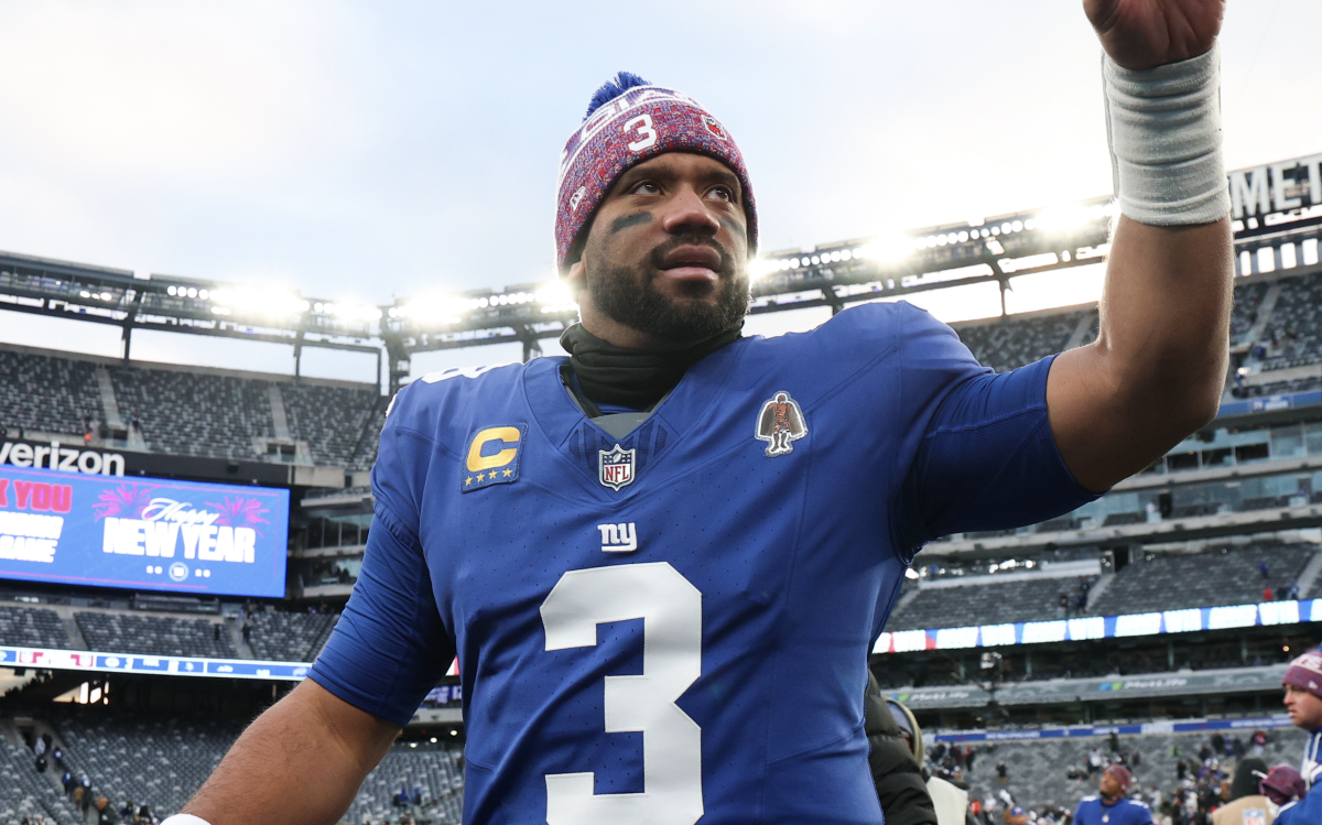 Giants QB Russell Wilson reacts to personal announcement