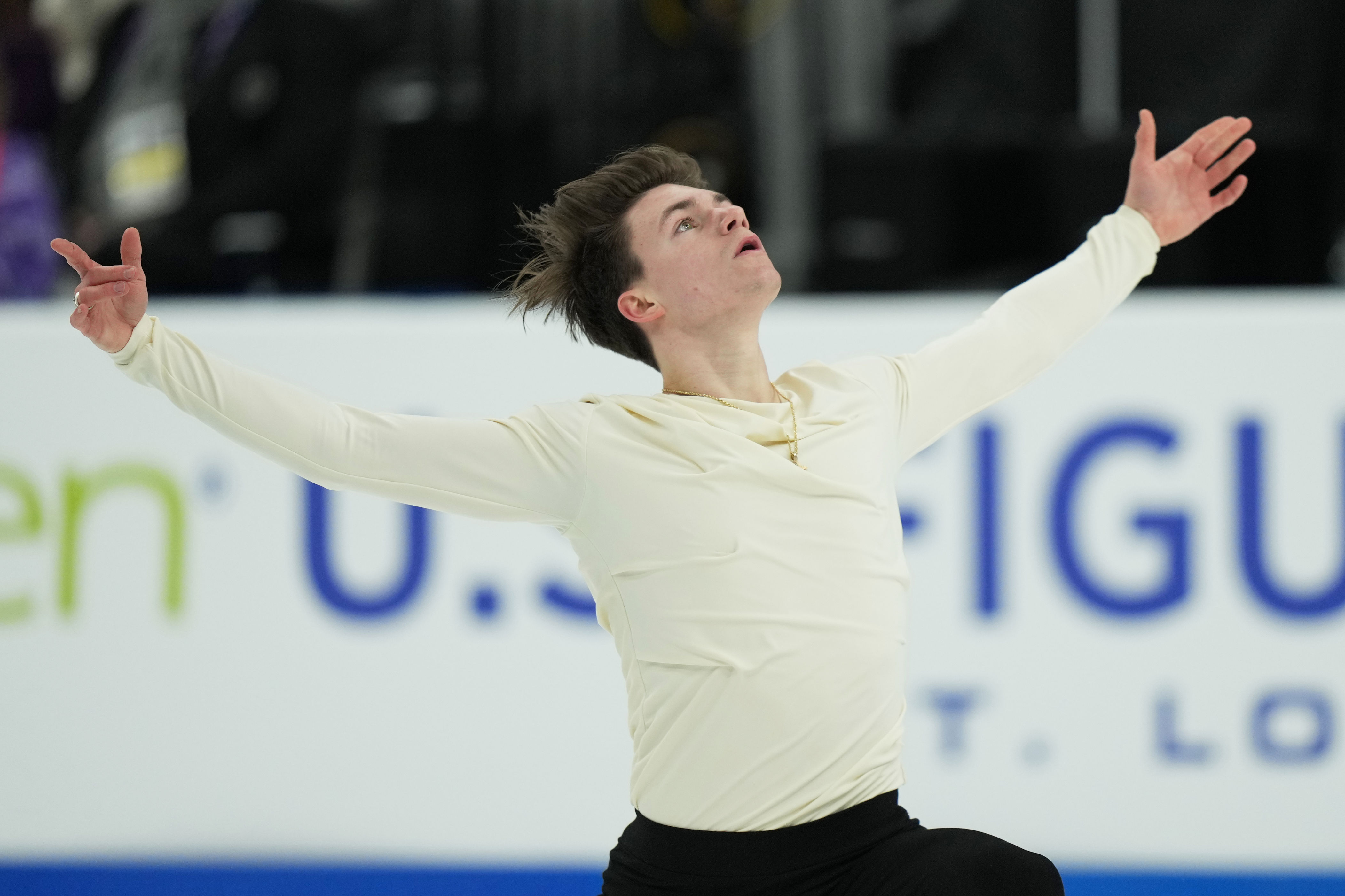 Maxim Naumov's emotional return to US Figure Skating Championships ...