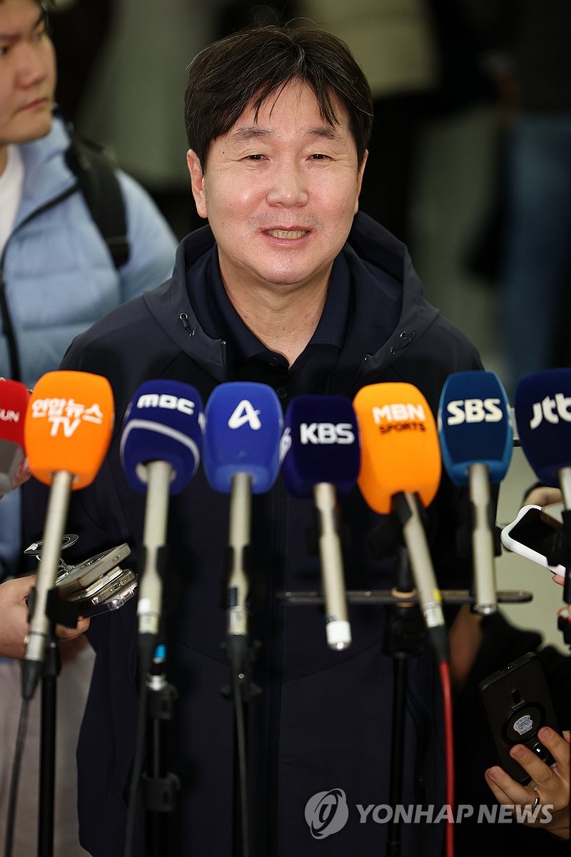 Nat'l baseball team leaves for WBC camp in Saipan