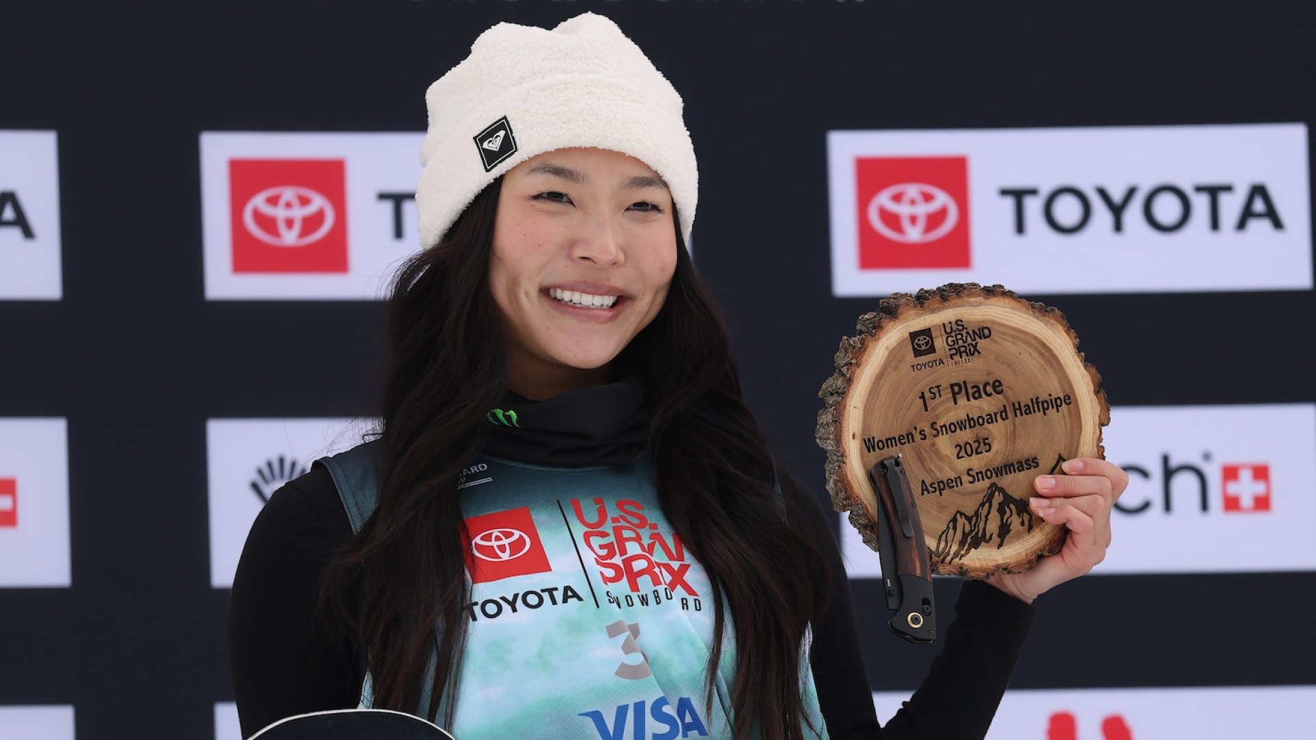 Snowboarder Chloe Kim announces 2026 Olympics decision after shoulder ...