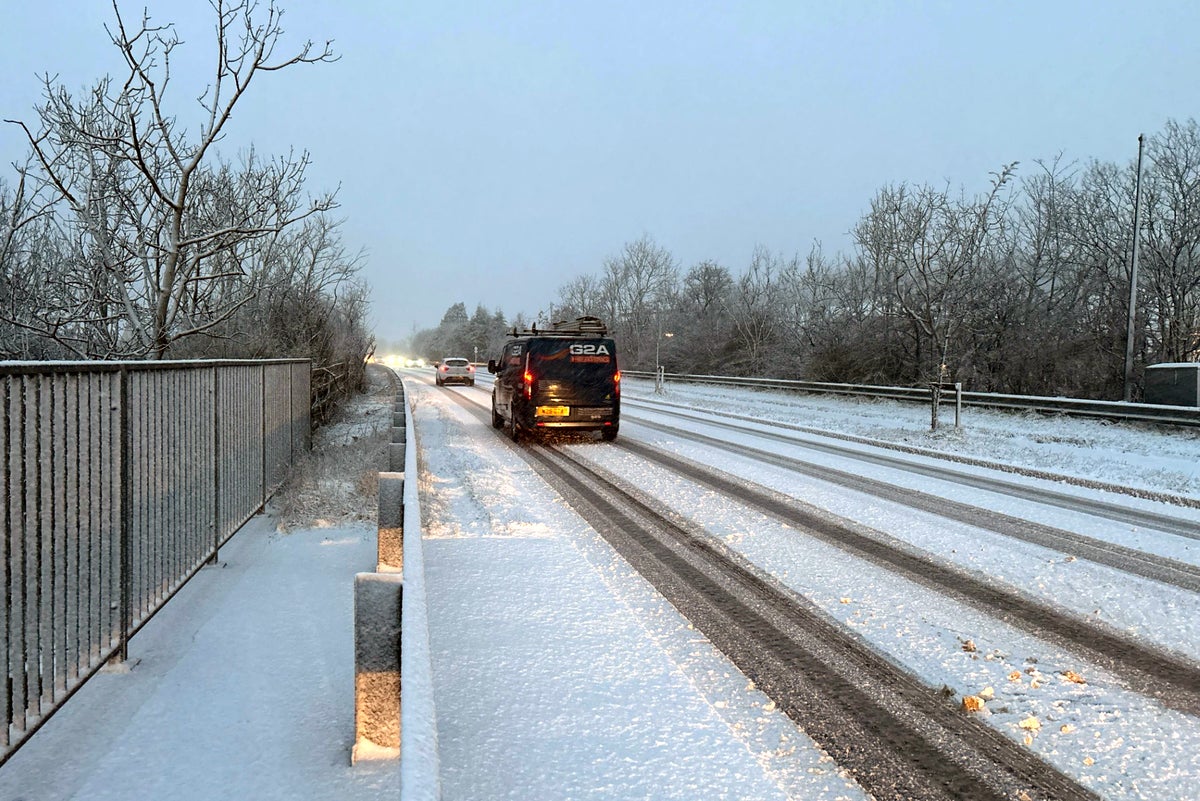 Storm Goretti live: Snow causing major travel disruption across UK
