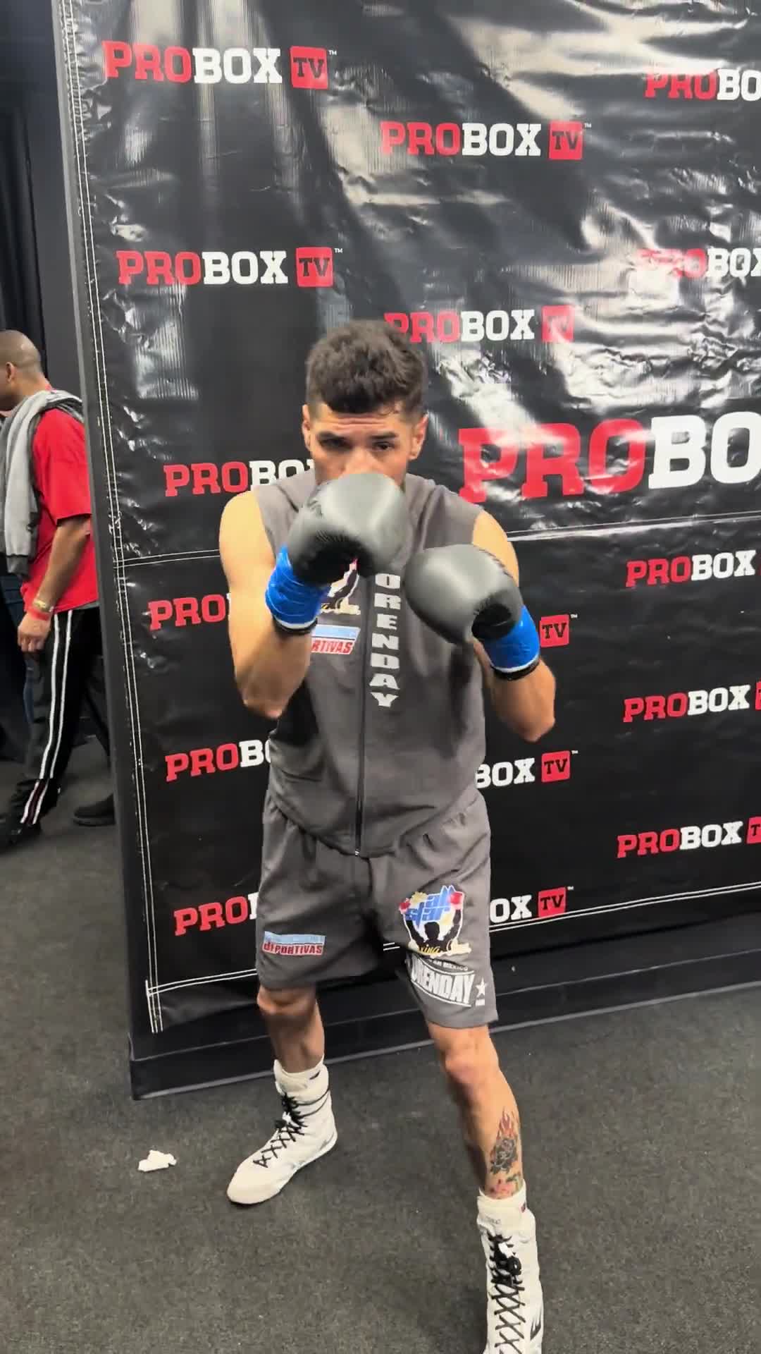 ANTONIO MORAN SHADOW BOXING BEFORE HIS PROBOX TV PREMIRE