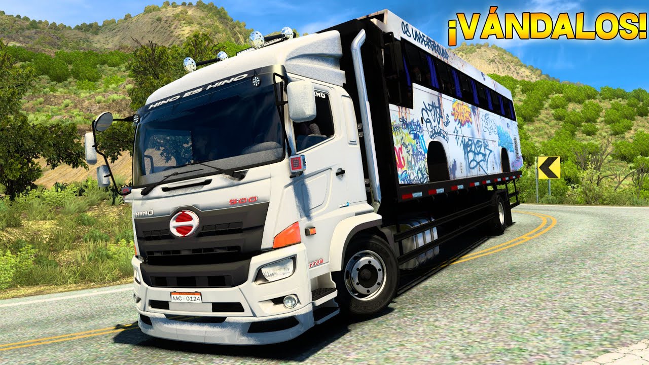 ¡Transporte de bus vandalizado! | Hino 500 grúa | Euro Truck Simulator 2