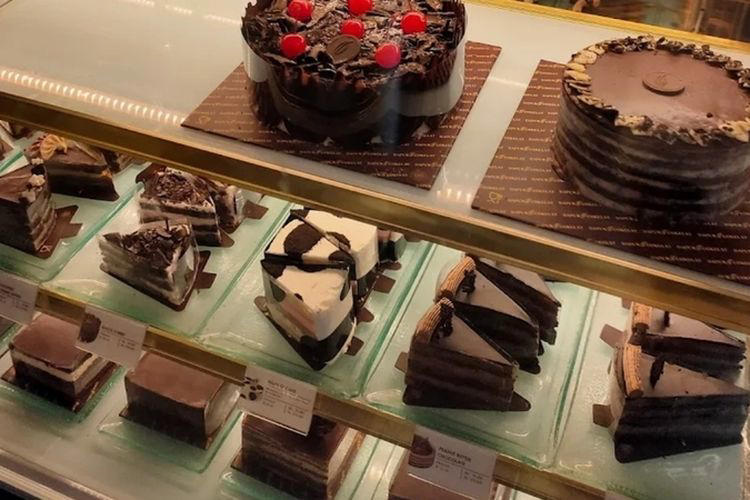 Menjelajah tempat berburu cokelat di Surabaya: Dari toko legendaris ...