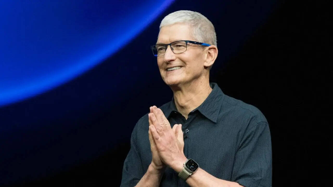 Is Apple CEO Tim Cook going to retire in 2026? If yes, who will replace ...