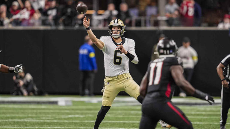 Saints have hilarious response to embarrassing Tyler Shough video