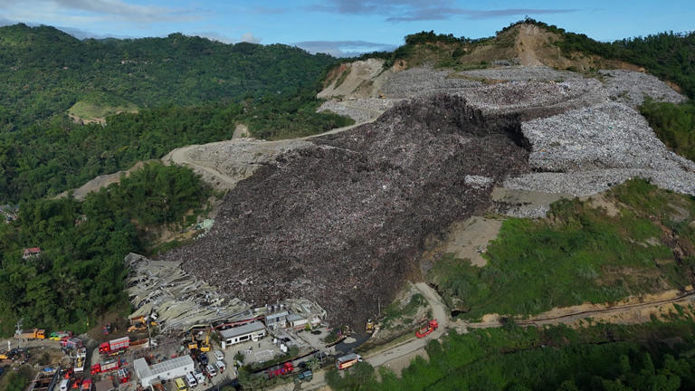 Mound of garbage collapses at Philippine landfill, burying and trapping ...