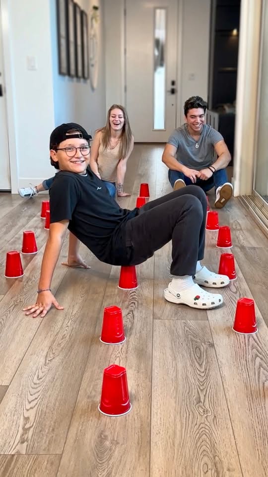 Party cups game with hidden cash inside – fun challenge for everyone