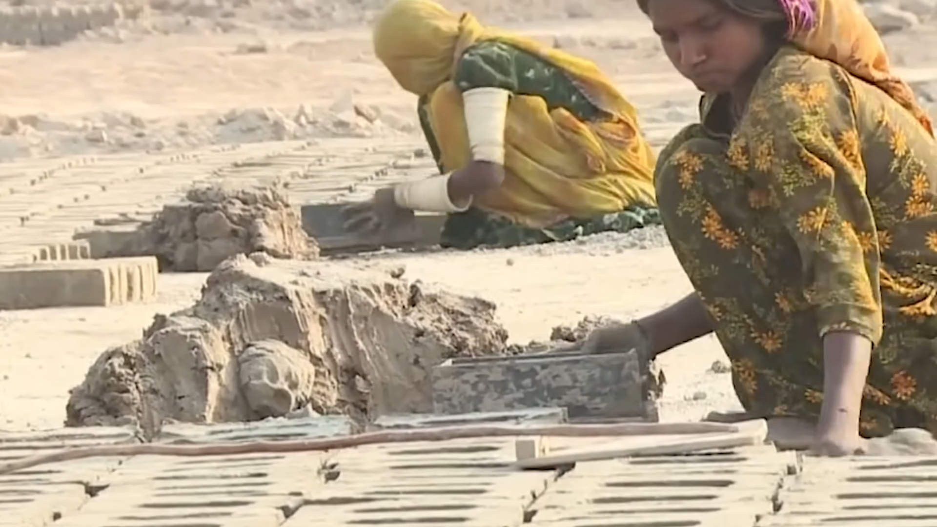 Over 4 million people are trapped in Pakistan’s brick kilns