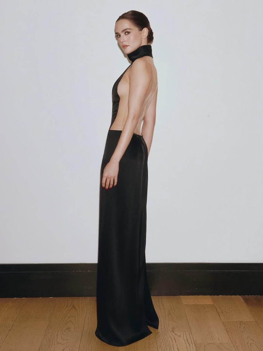 Gaya asli Zoey Deutch, pemeran Jean Seberg di 'Nouvelle Vague'