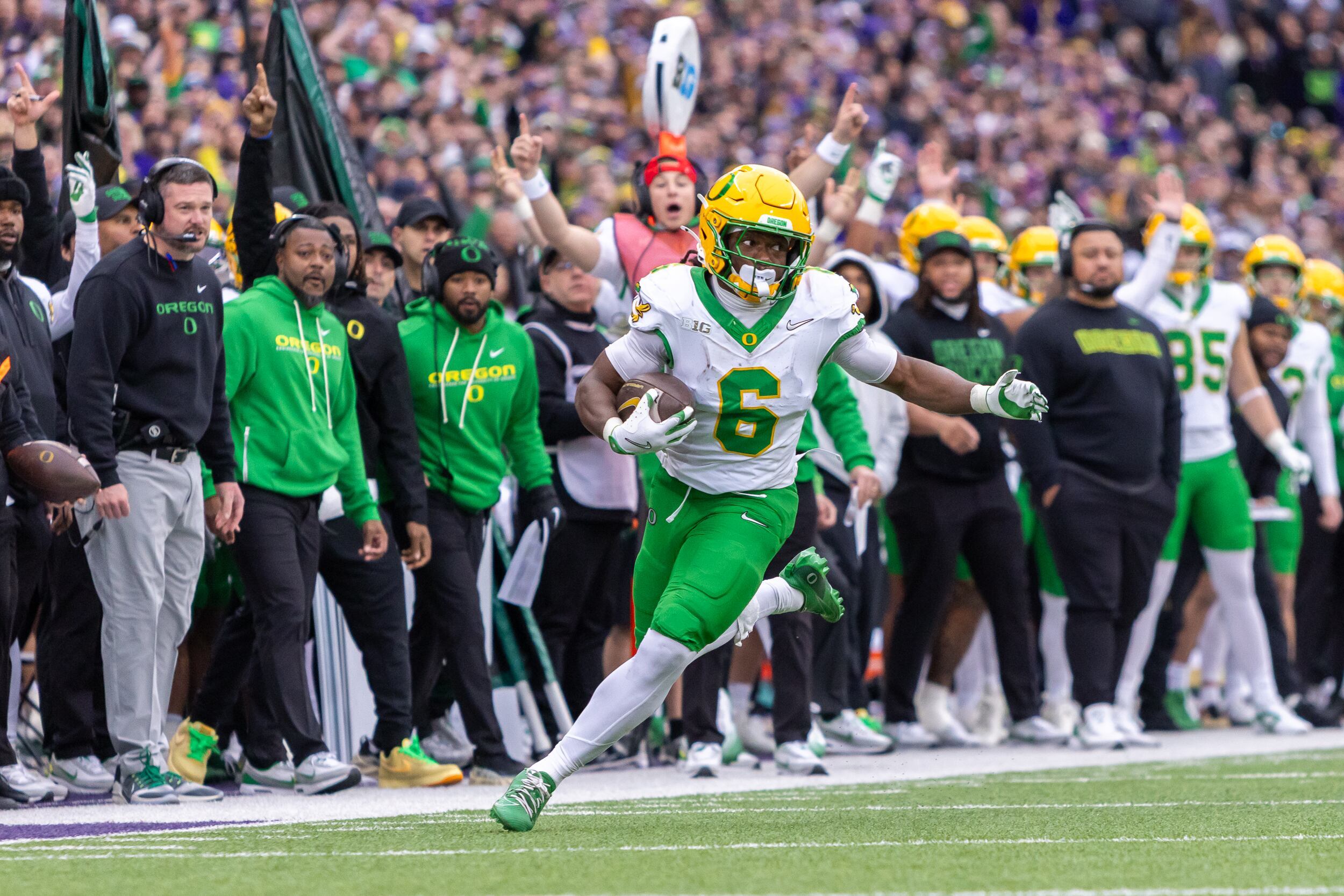 Oregon running back Noah Whittington questionable for Peach Bowl