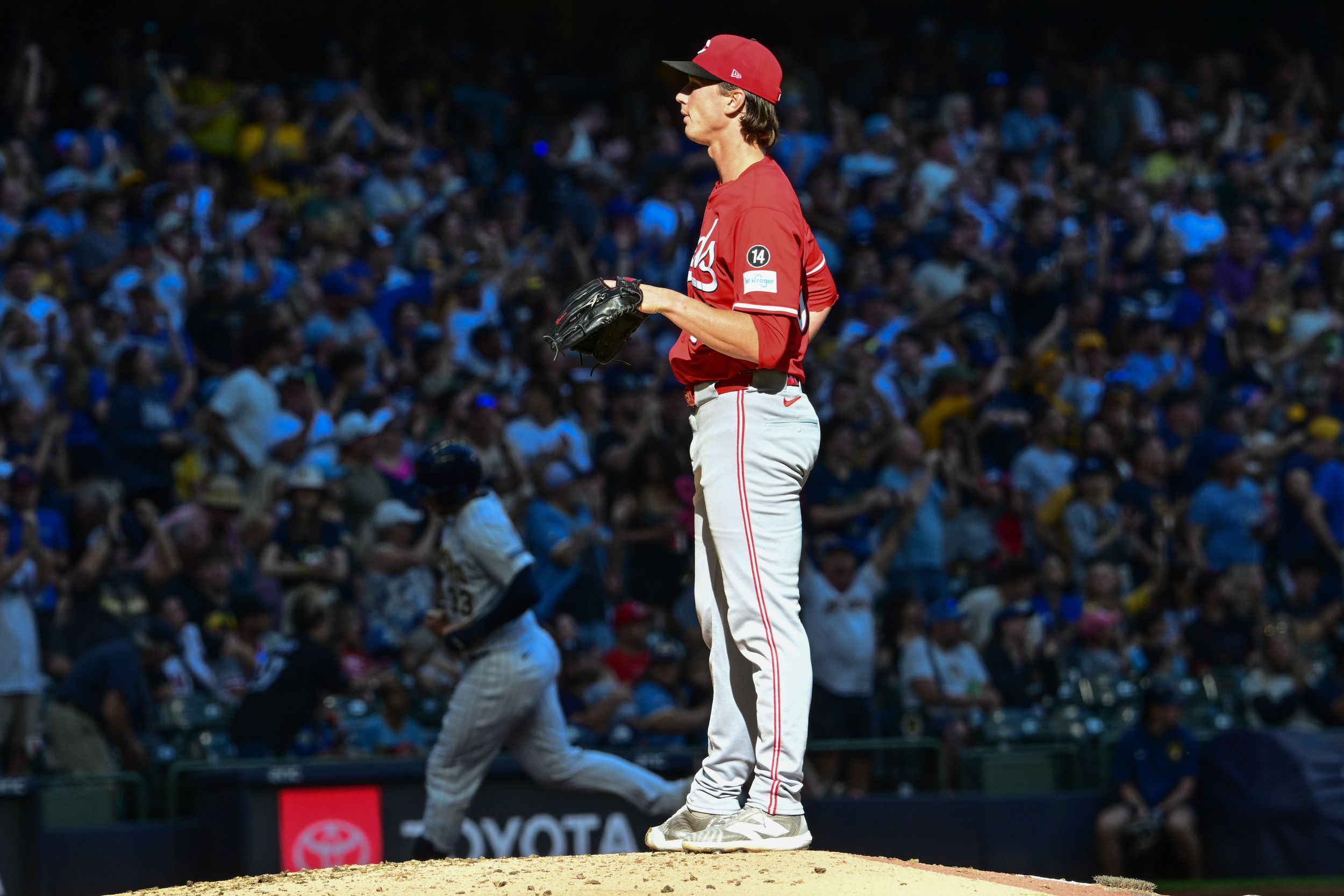 Reds, Brady Singer avoid arbitration