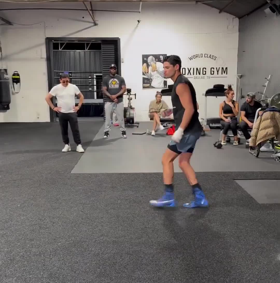 Ryan Garcia shadow boxing in preparation for Devin Haney