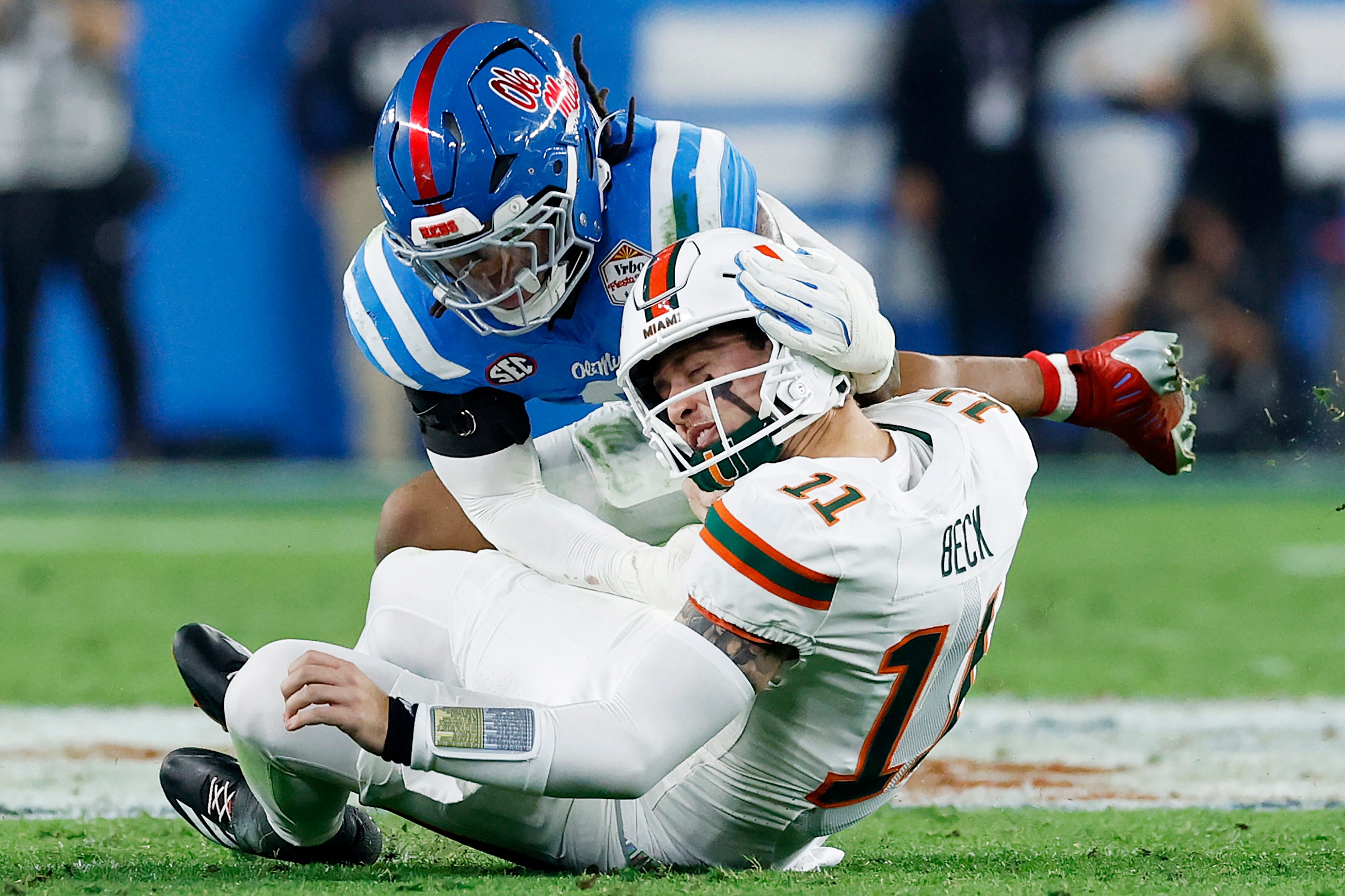 Miami vs Ole Miss live updates: Fiesta Bowl coming to exciting finish