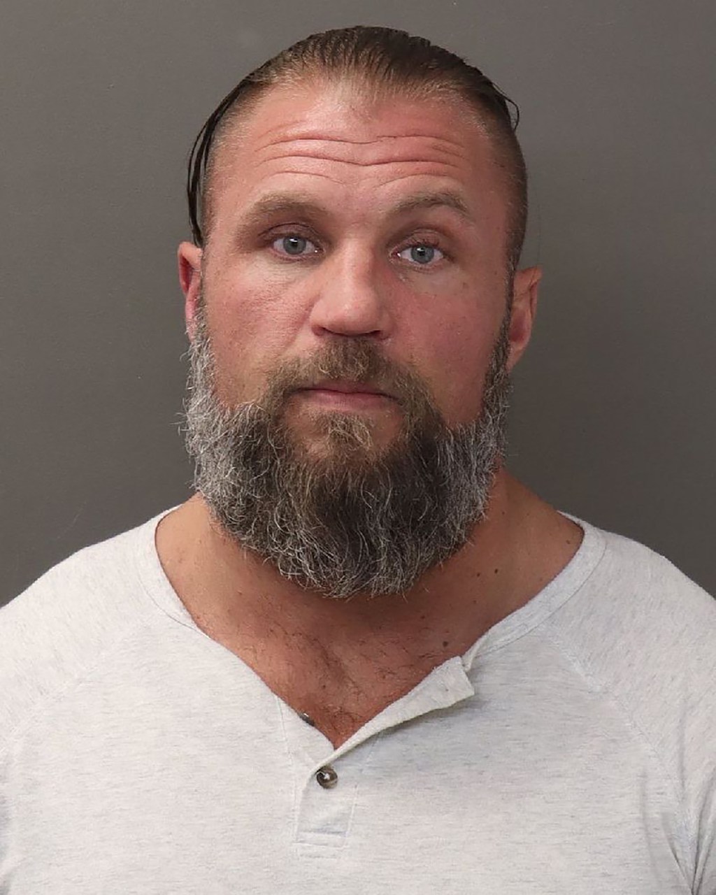 Vivek Ramaswamy’s bodyguard hit with federal drug trafficking charges ...