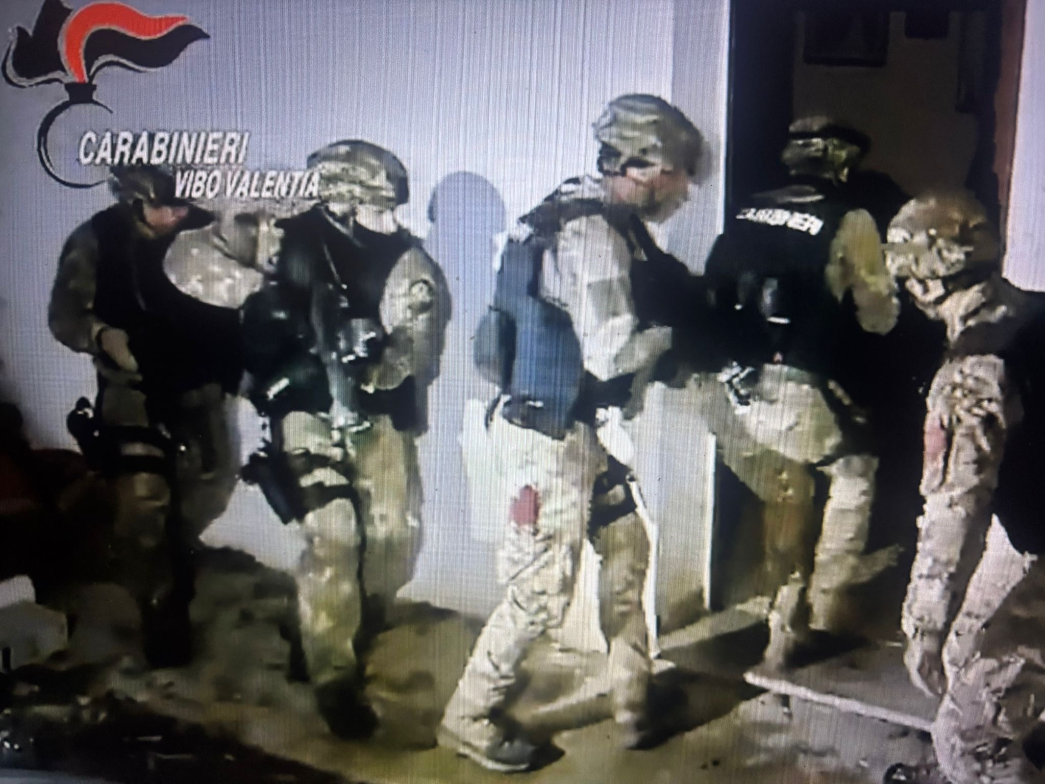 Cetraro, l’ex “primula” Giuseppe Scornaienchi trovata con pistole e ...