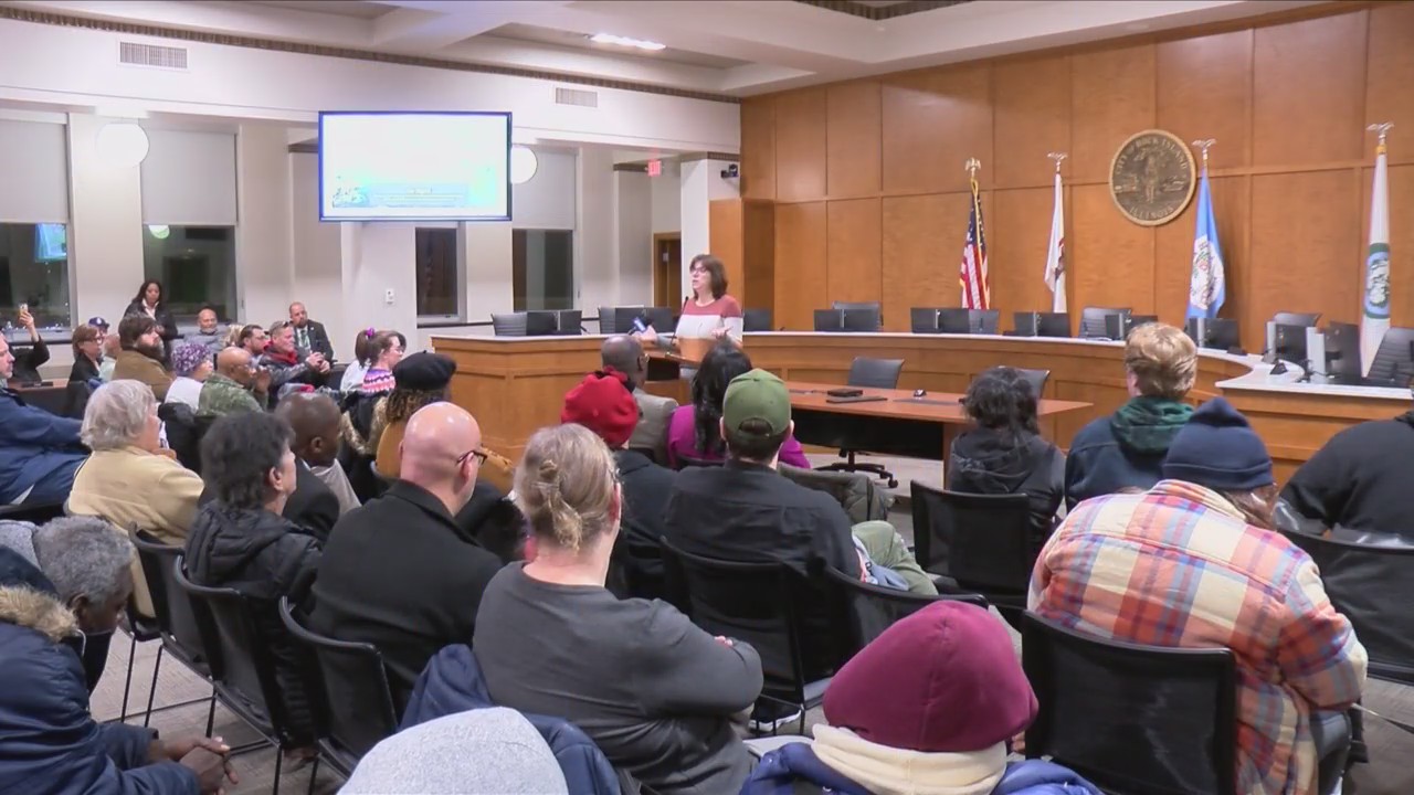 Rock Island alderperson hosts session about social services ordinance