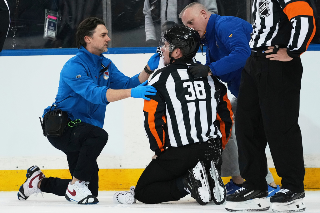 Sabres keep it rolling on the road, beating Rangers 5-2 for 12th win in ...