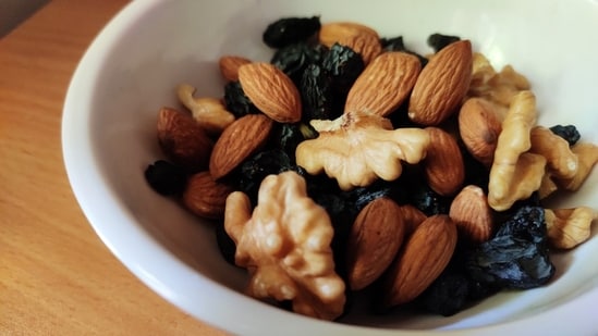 Is the skin of nuts toxic? AIIMS-trained neurologist debunks myth and ...