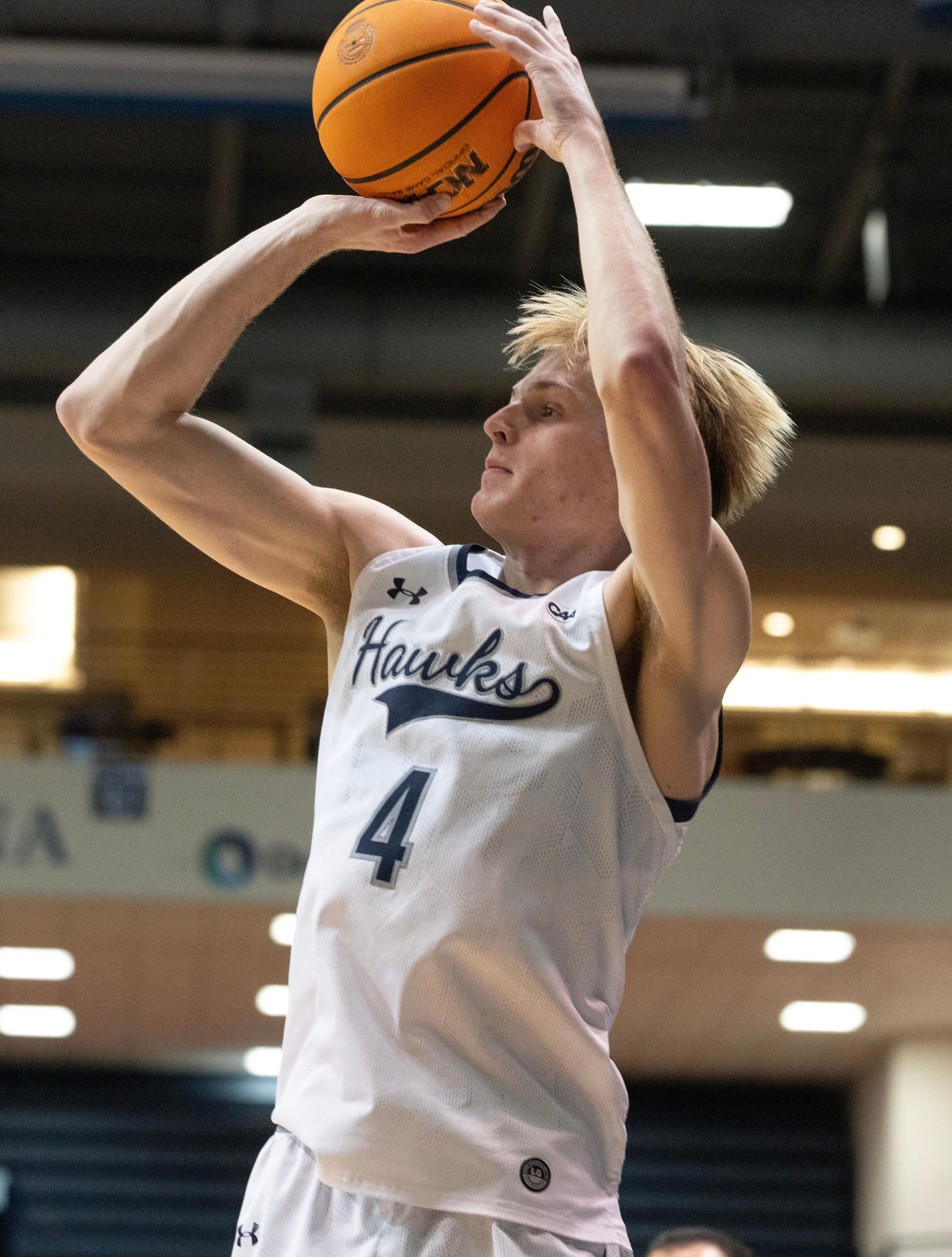 Ball finally in Andrew's court: Monmouth hoops supersub sparks victory