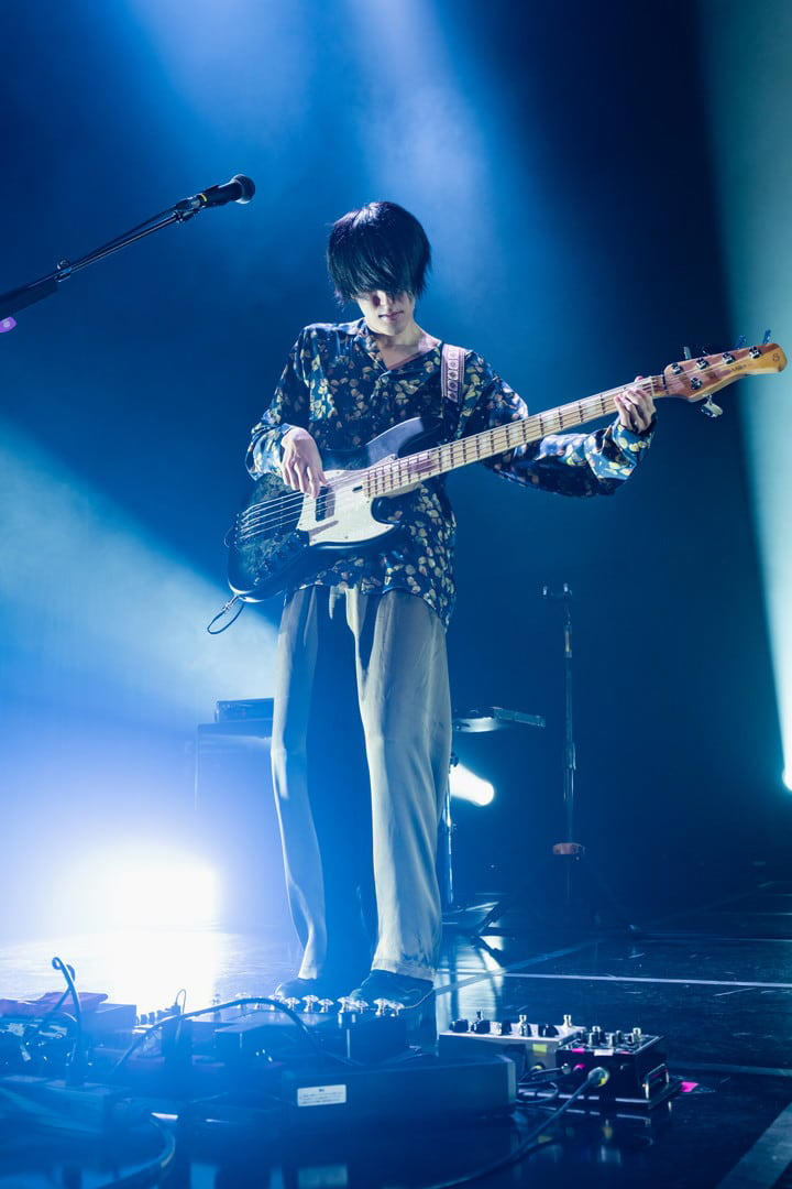 【神はサイコロを振らない× Dragon Pony】まもなく日本公演! 日韓の人気バンドのパート別インタビュー【2】ベーシスト編