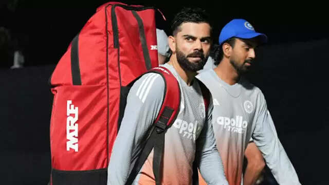 ‘Daal roti nahi chalti bina Virat Kohli ka naam liye’: Kohli’s brother ...