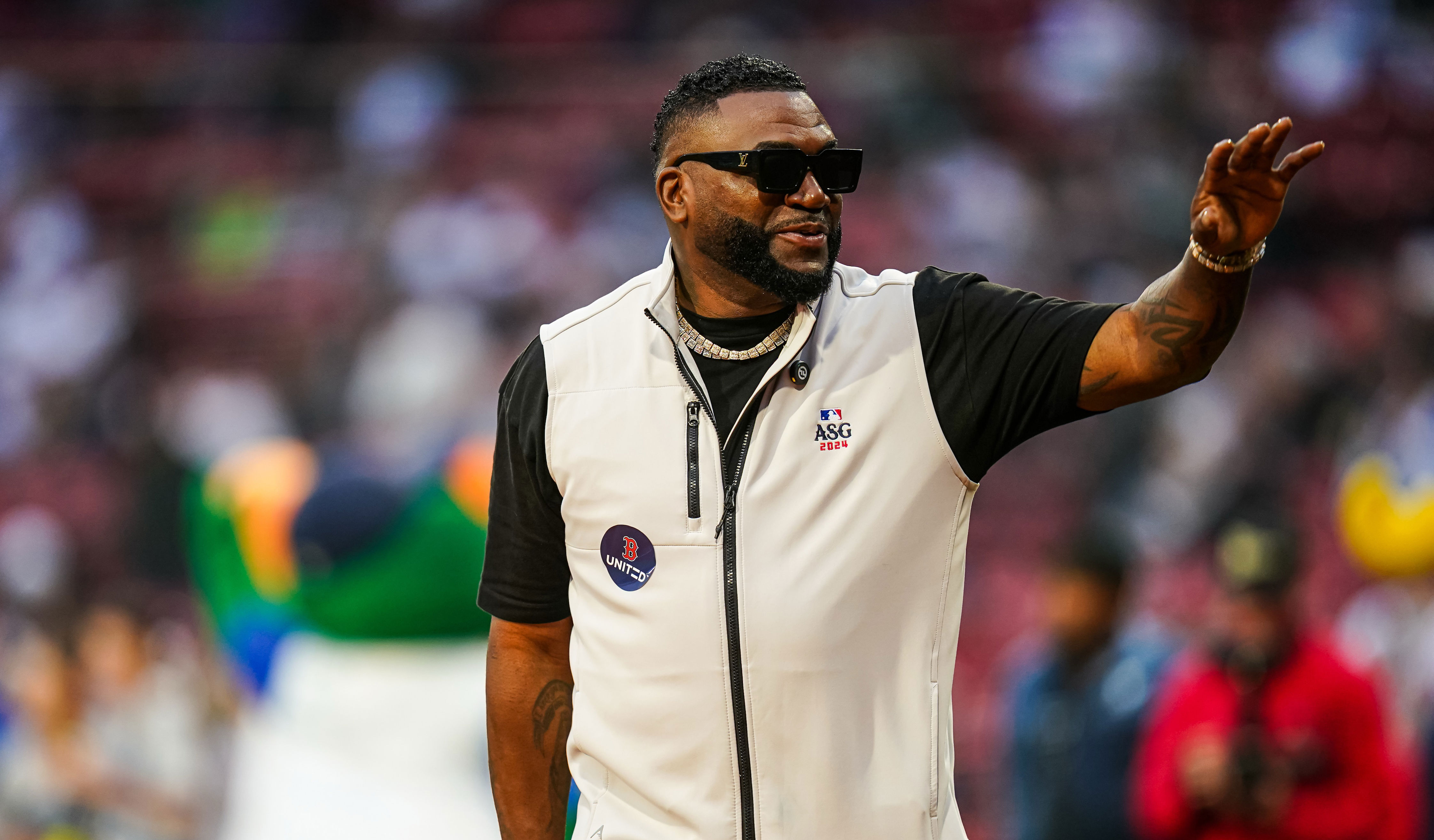 Big Papi makes hilarious appearance on 'The Masked Singer'