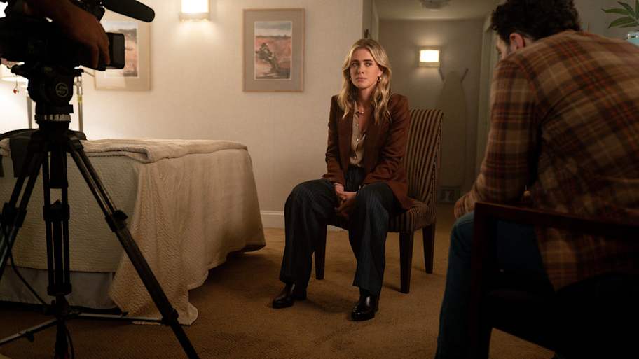 Melissa Roxburgh breaks down blackmail, death, and rabbits on The ...