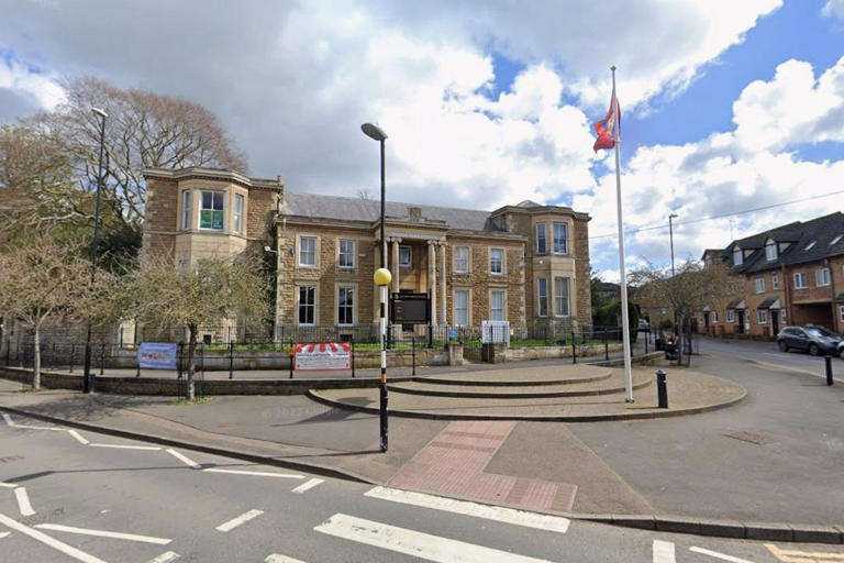 Raunds Town Council on the look-out for local heroes who go 'above and ...