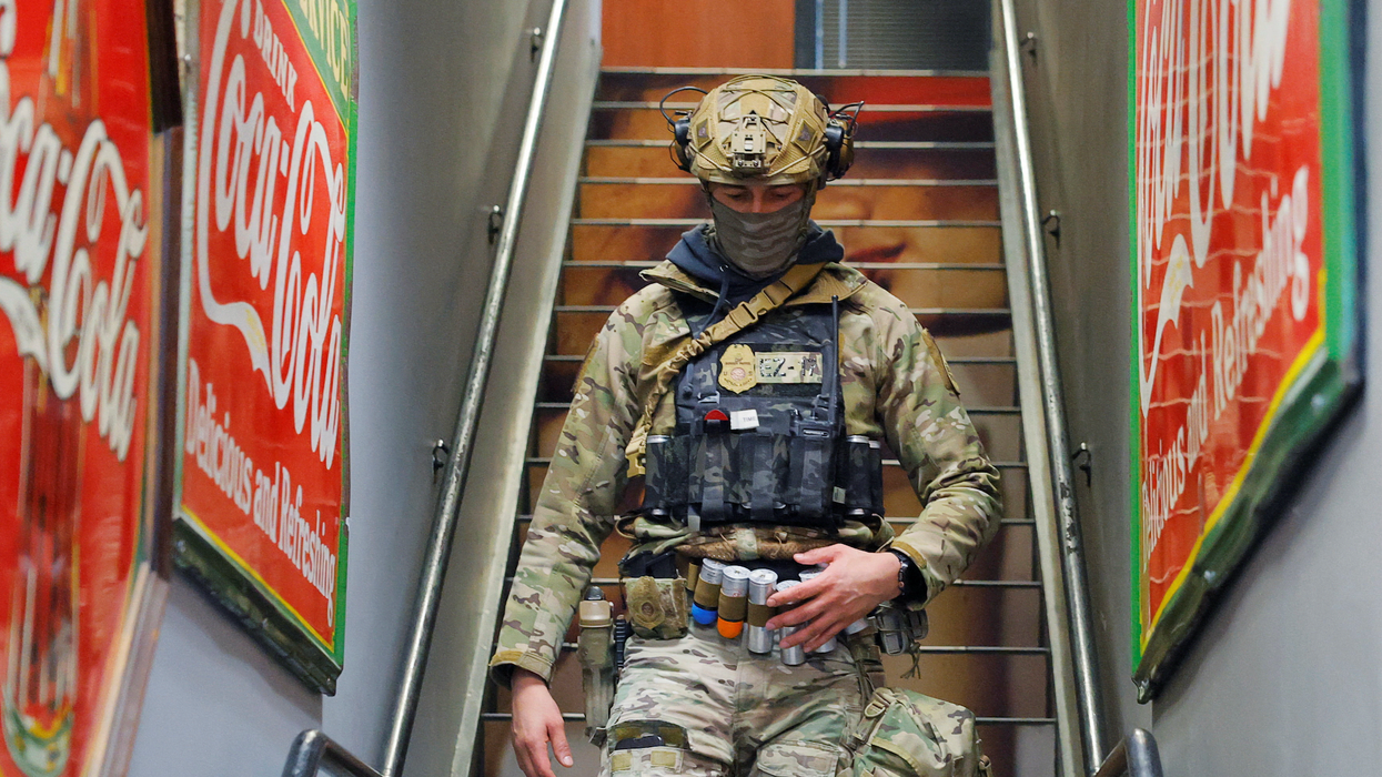 Former RNC spokesman questions why 'trigger-happy' agent was deployed ...