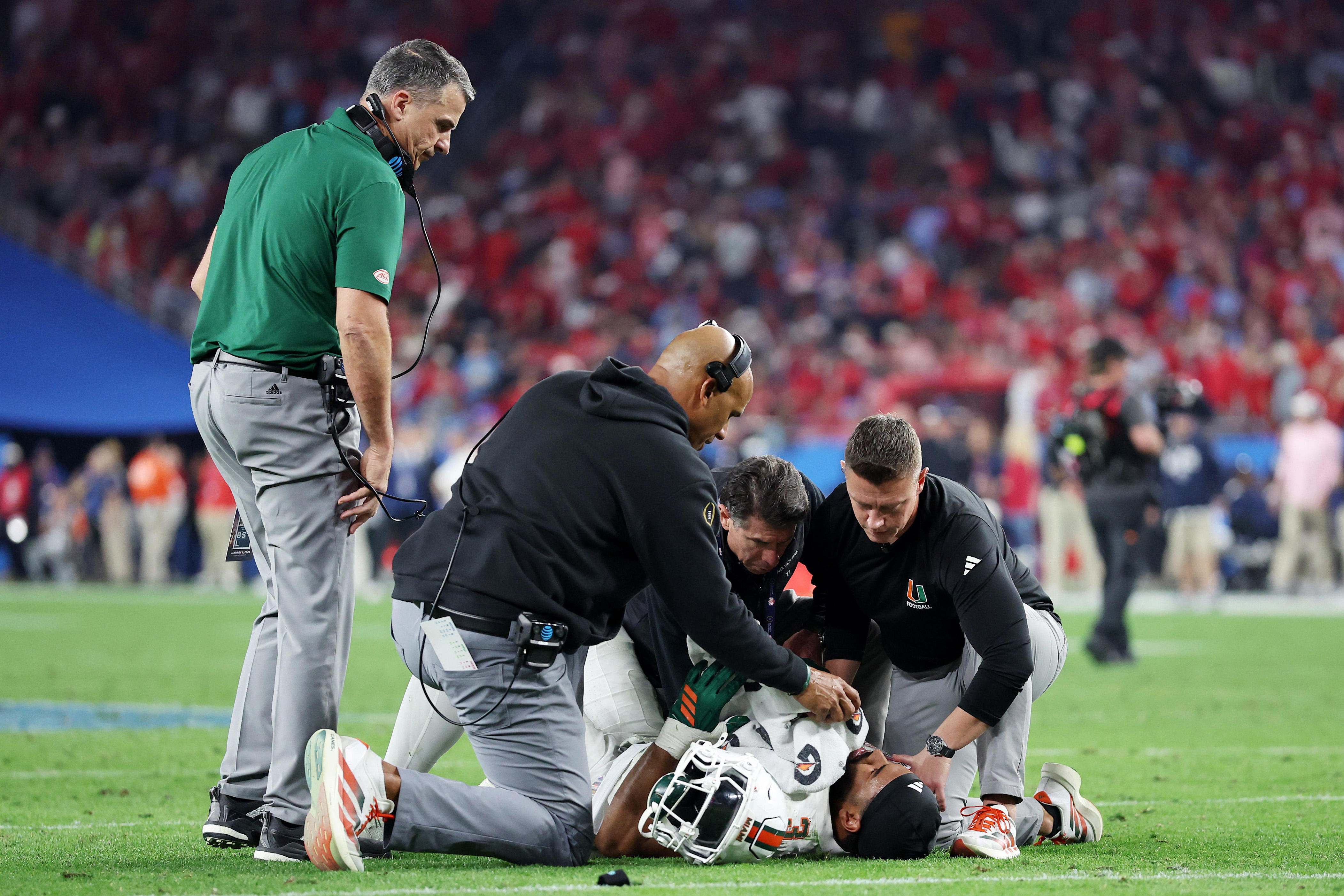 Akheem Mesidor injury update: Miami DL hurts arm, reenters Fiesta Bowl