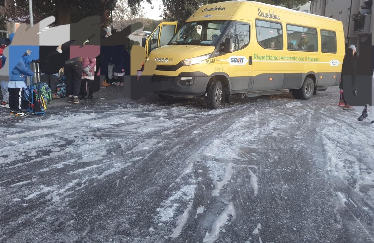 Freddo record e ghiaccio. Scatta l’allarme sicurezza