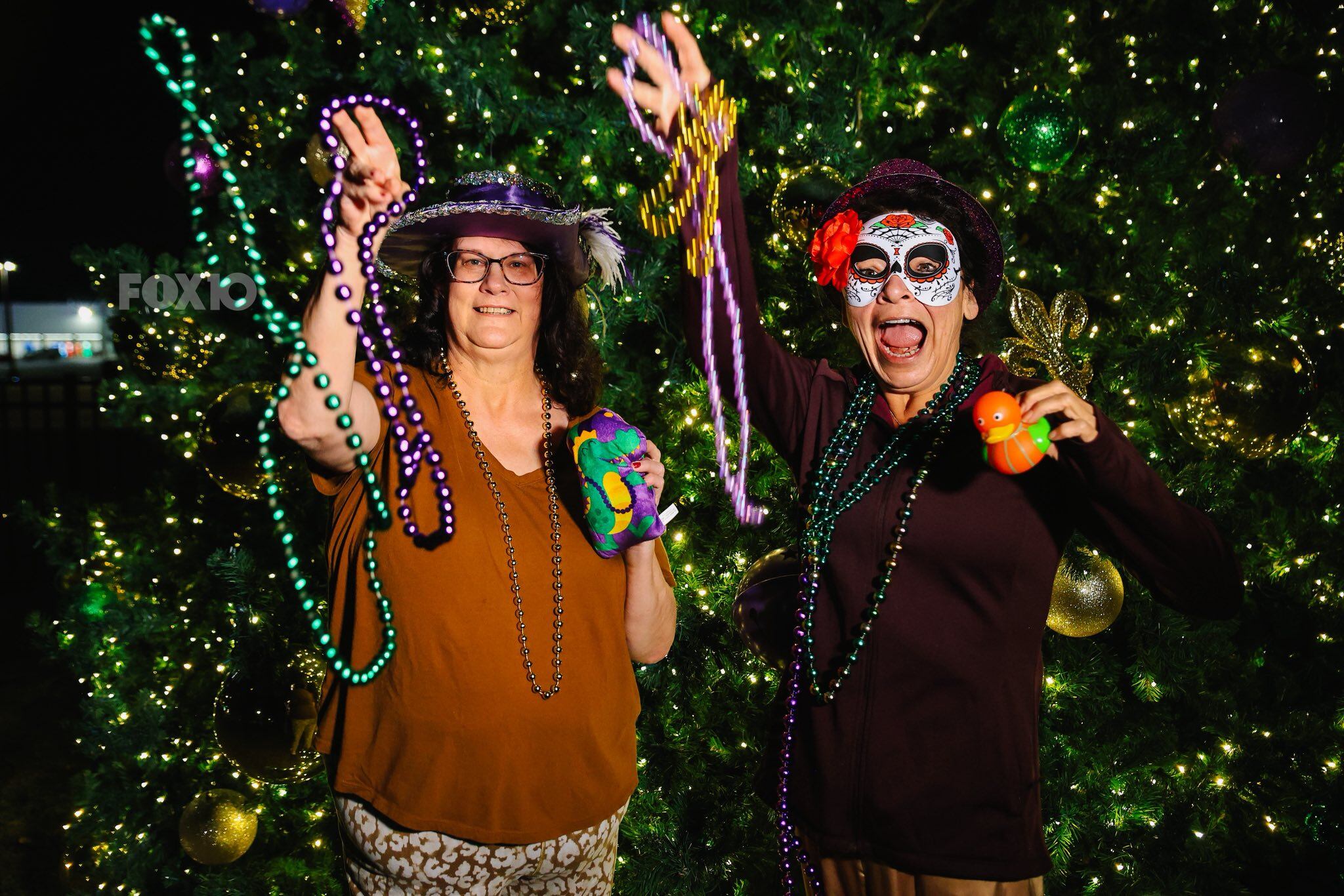 Saraland lets the good times roll with third annual Mardi Gras tree ...