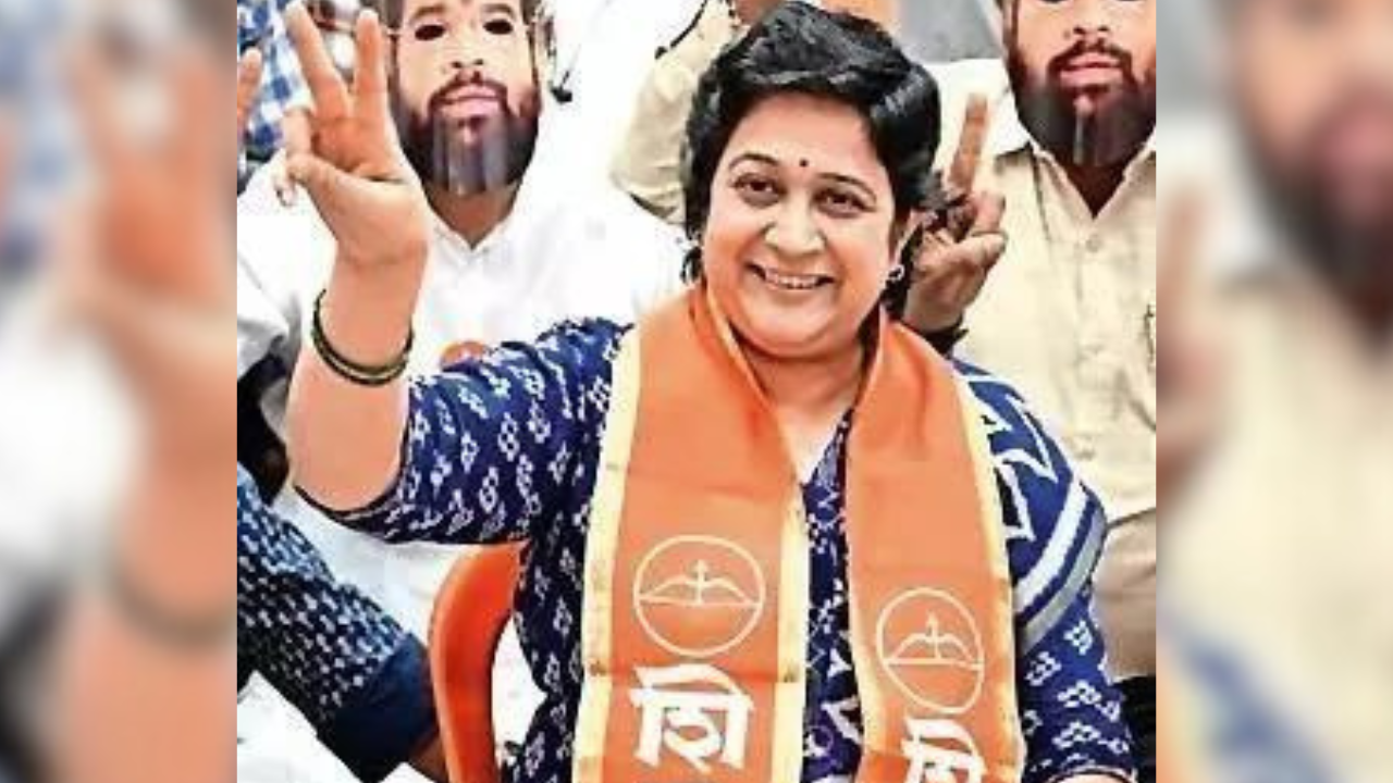 BMC polls: Battling cancer, Shiv Sena candidate Ashwini Hande seeks 2nd ...