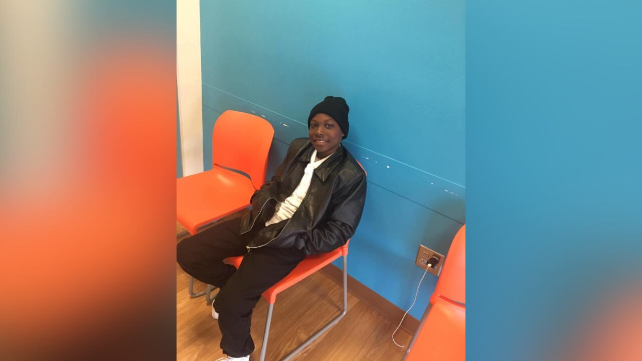 Freshman class remembers Za’Marion Watson with balloon release in ...