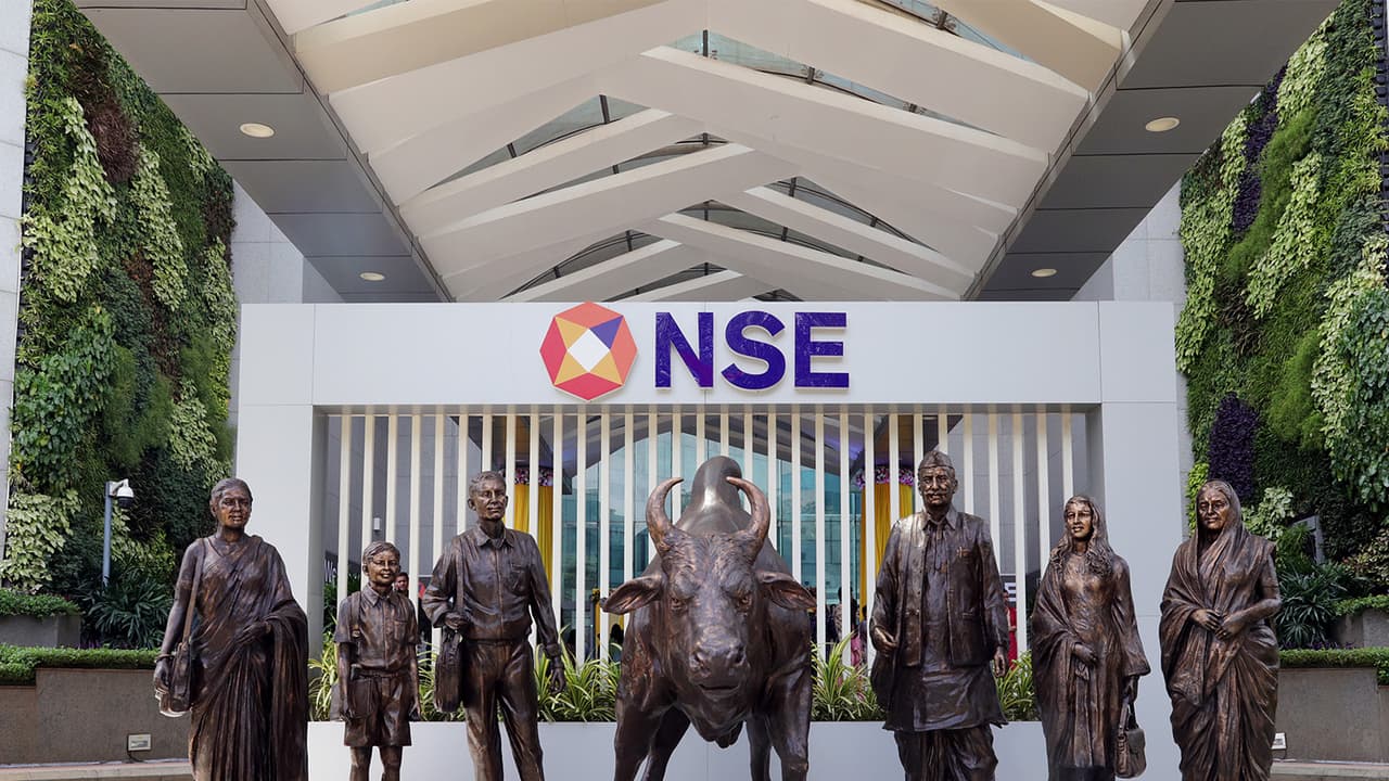NSE and IGX to launch Indian natural gas futures for risk management