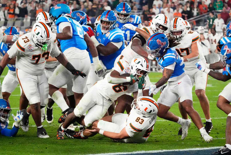 College football games today: What bowl games are on TV on Friday, Jan. 9?