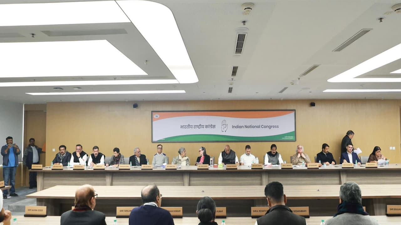 Ahead of assembly polls, Congress appoints senior observers for states