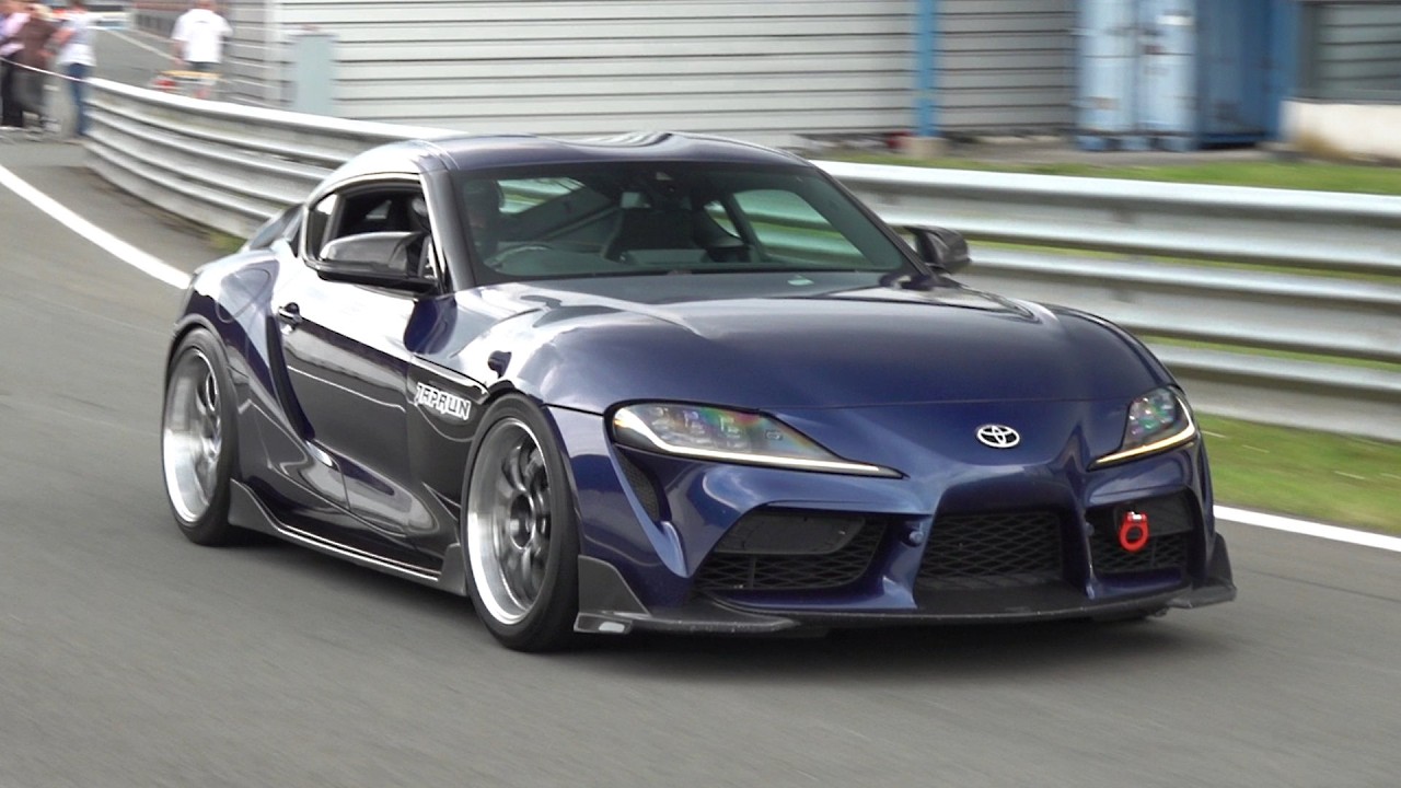Toyota GR Supra Mk5: accelerazione potente in pista