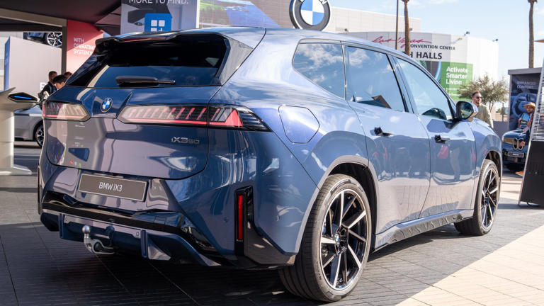 BMW's new car can plan your road trip, DJ the drive, and book ski rentals