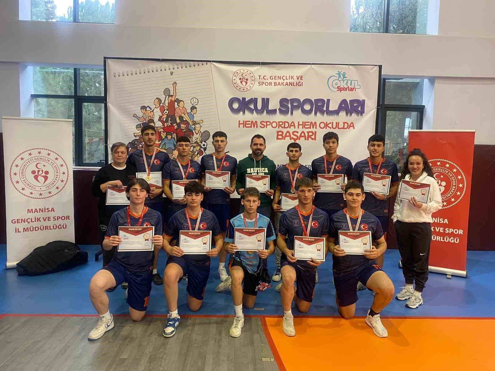 Okul sporları voleybol gençler (A) grup müsabakaları Manisa’da tamamlandı
