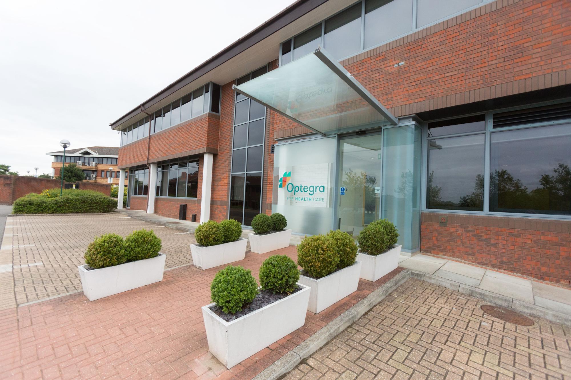 Surrey eye health provider backs new rules calling for regular eye ...