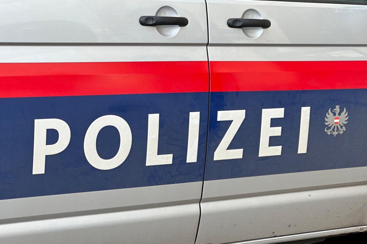 Mit Glasflasche zugeschlagen: Tourist in beliebtem Wintersportort verletzt